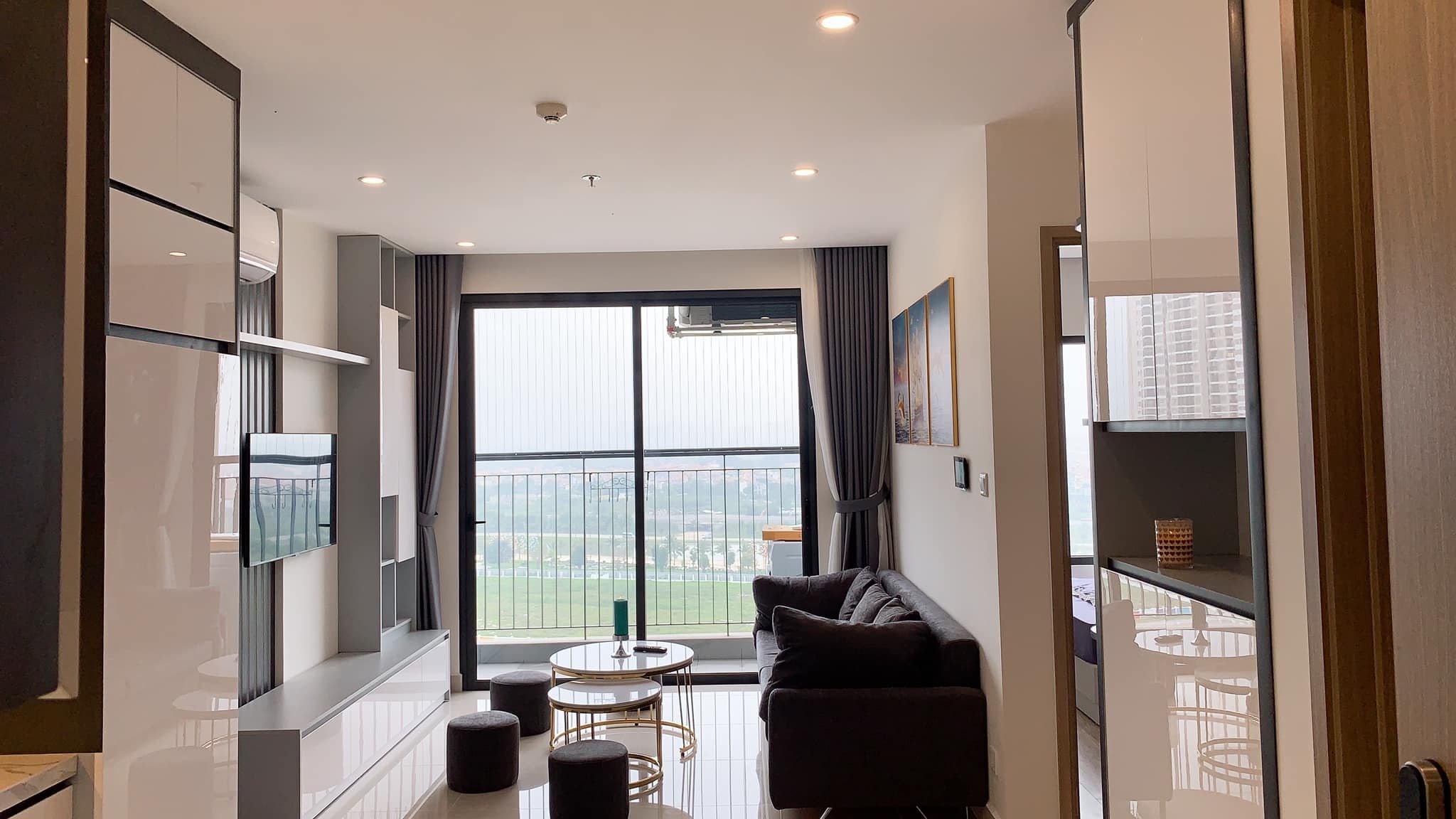 Vinhomes Ocean Park: Nice view 1-bedroom apartment on high floor of ...